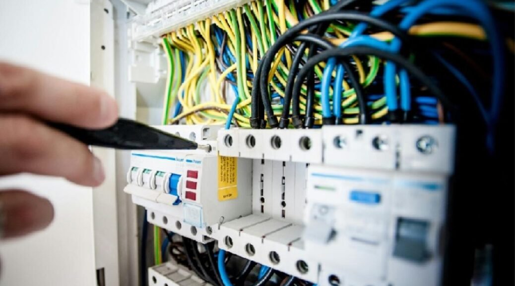 Danes motena dobava električne energije na področju Brežic in Krškega ...